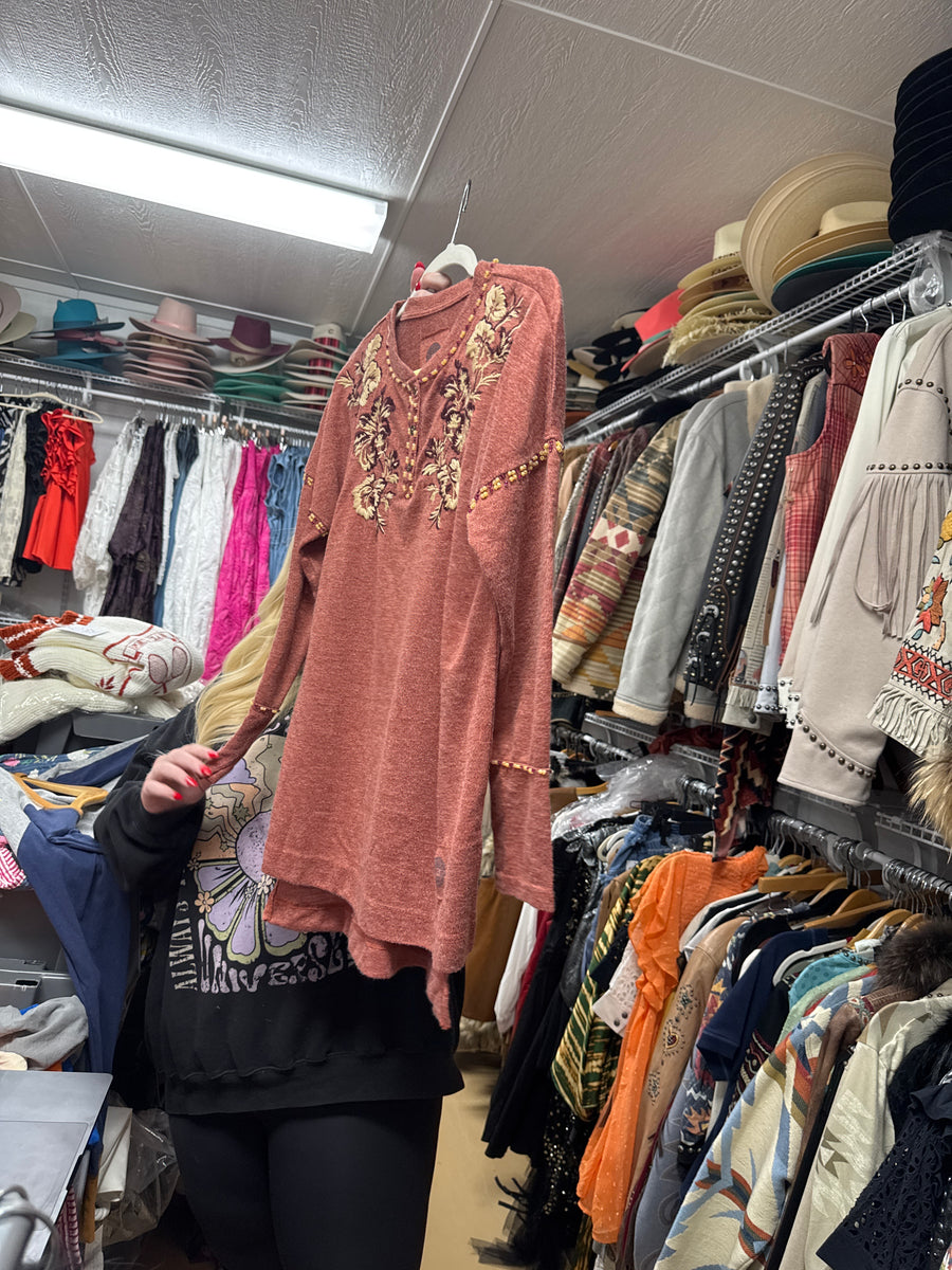 Rose Embrodiery Long Sleeve – Honeysuckle Rose Boutique